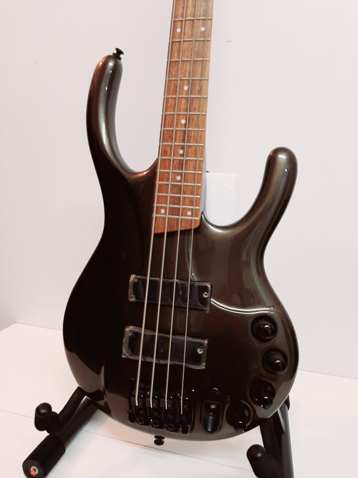 IBANEZ EDC700 ERGODYNE basso 4 corde - MorenoMusica.it